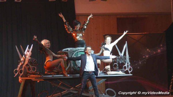 The Magician and Illusionist Erix Logan at Marina di Venezia - Italy