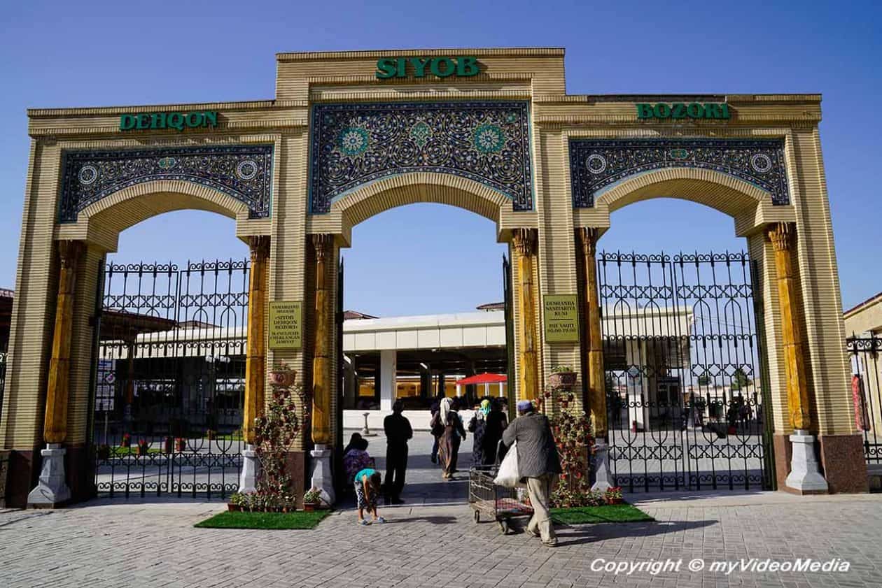 Bibi-Khanym Mosque and Siyob Bazaar - Samarkand - Travel Video Blog